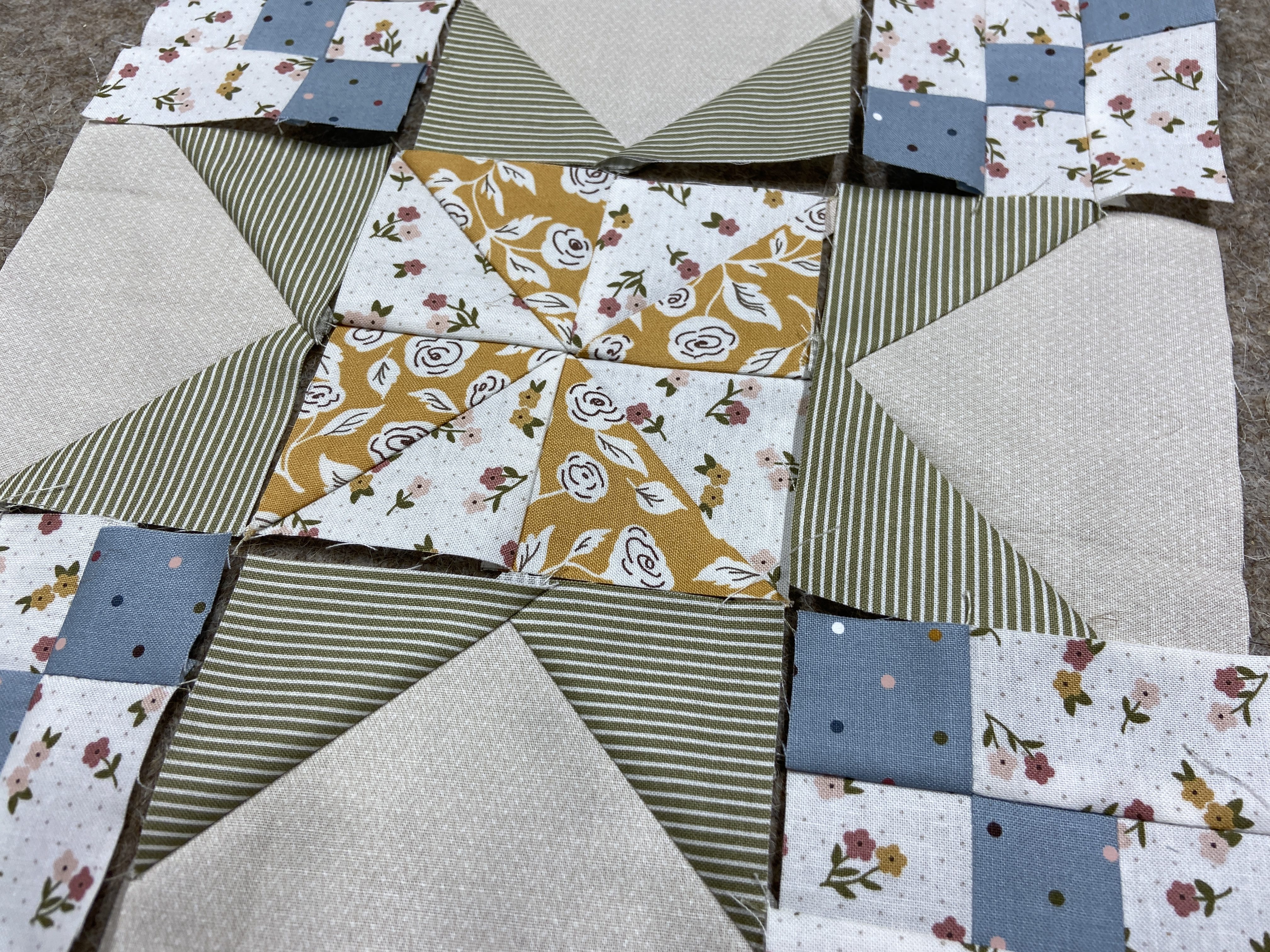 Quilt Block – Create Beautiful Quilts